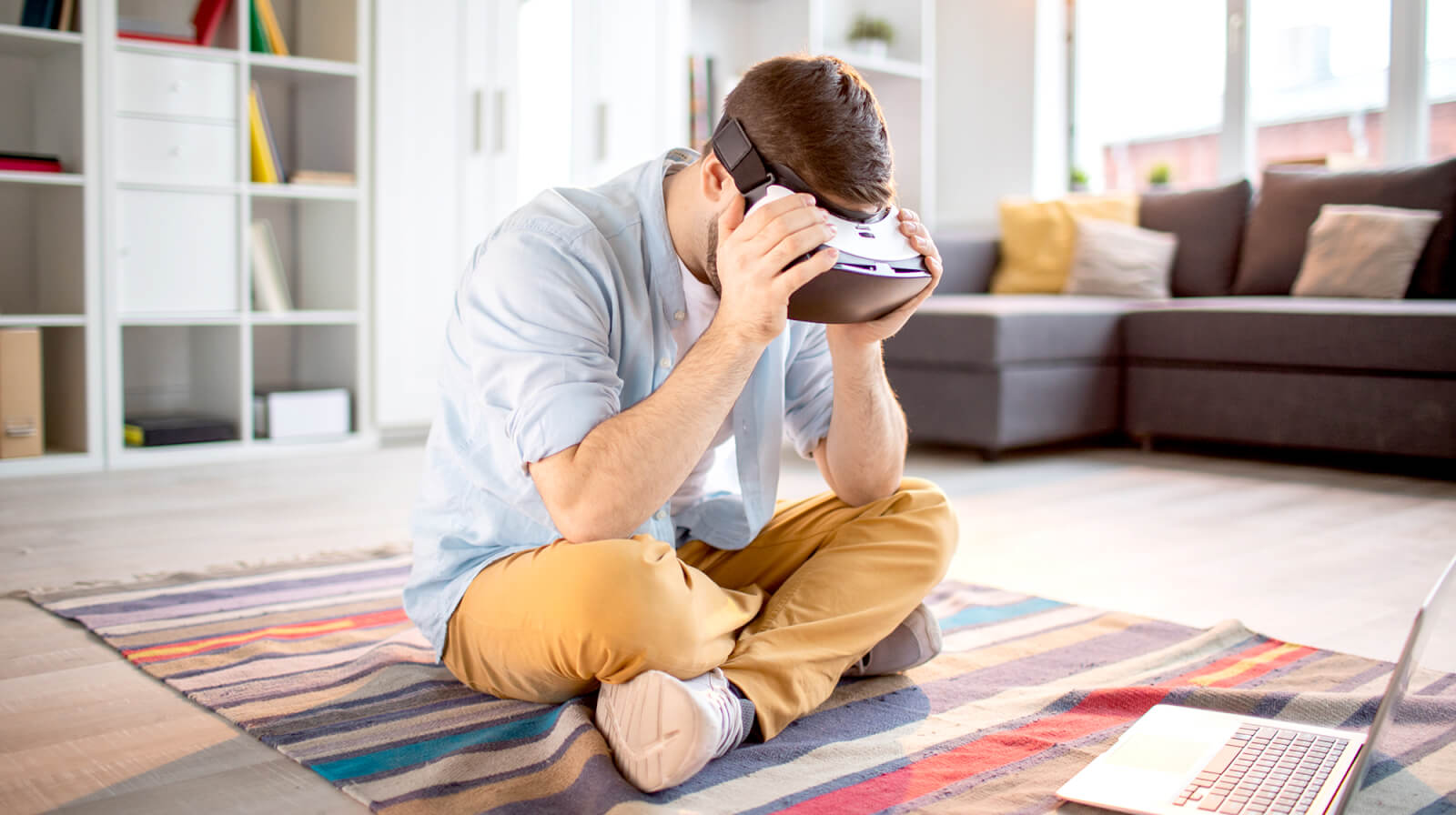 How to Add Quizzes (Questions + Answers) to a VR App | InstaVR